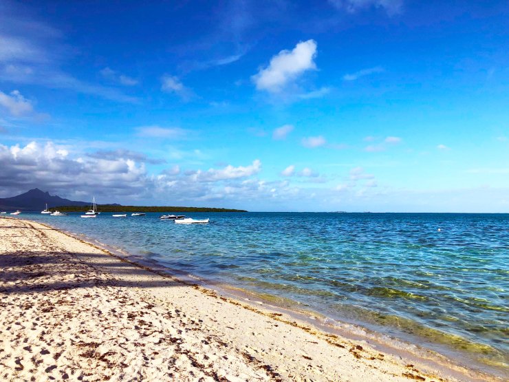 11 Most Beautiful Beaches in Mauritius | + My Best Tips (2024 )
